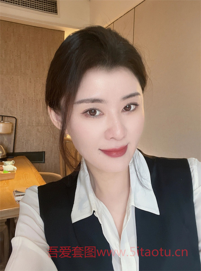 YC319-190P+18v -成熟魅力气质女神企业高管少妇熟女美女日常生活照套图_【我要套图网】