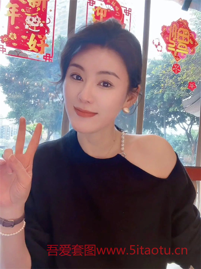 YC319-190P+18v -成熟魅力气质女神企业高管少妇熟女美女日常生活照套图_【我要套图网】